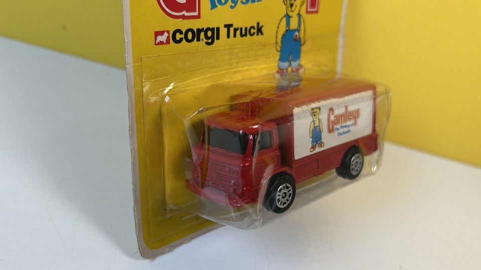 CORGI JUNIORS LEYLAND TERRIER TRUCKS GAMLEYS TOYSHOP & PEPSI / SEALED ...