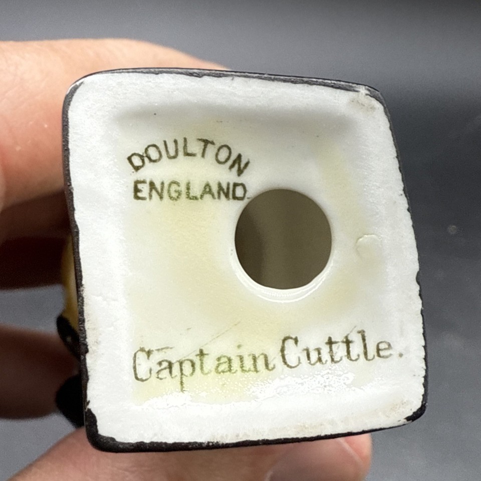 Royal Doulton Dickens Figurine Captain Cuttle Made in England Oliver ...