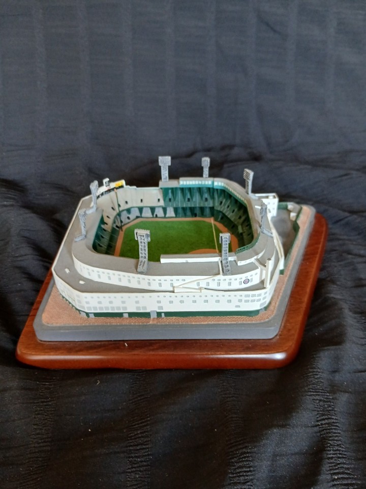 Danbury Mint Detroit Tigers Sports Baseball MLB Mini Stadium | eBay