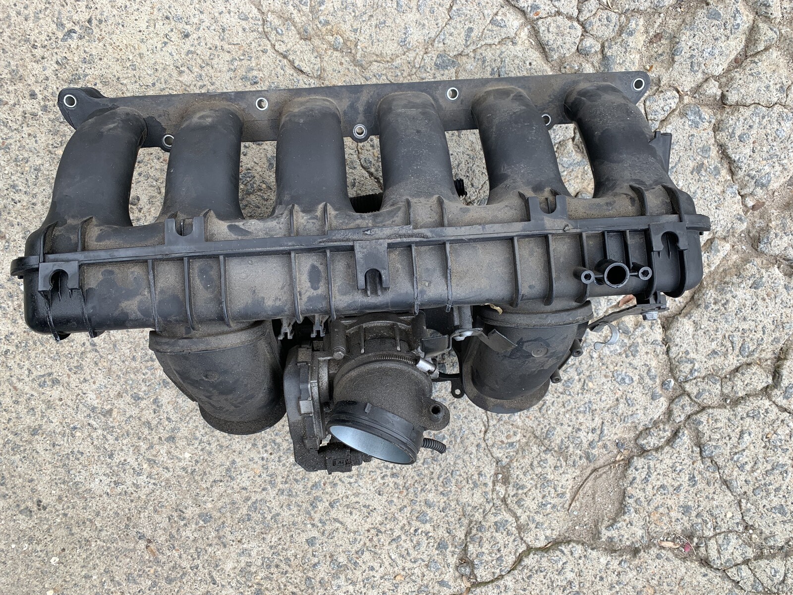 2007-2013 BMW 328i N52 Engine Air Intake Manifold Assembly w/ Throttle ...