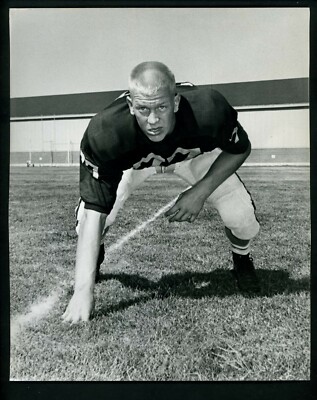 Milt Sunde 1961 Press Photo football pose University of Minnesota ...