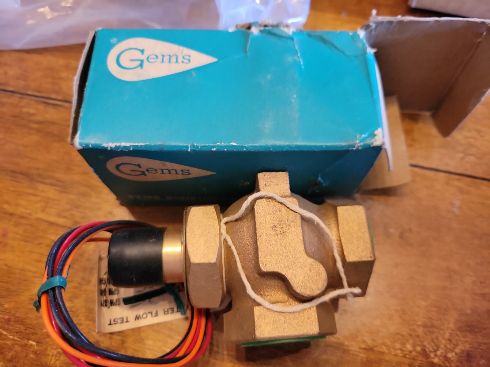 Gems 26440 Fs-400 Brass Flow Switch 0.75 GPM 90 Deg Angle for sale ...