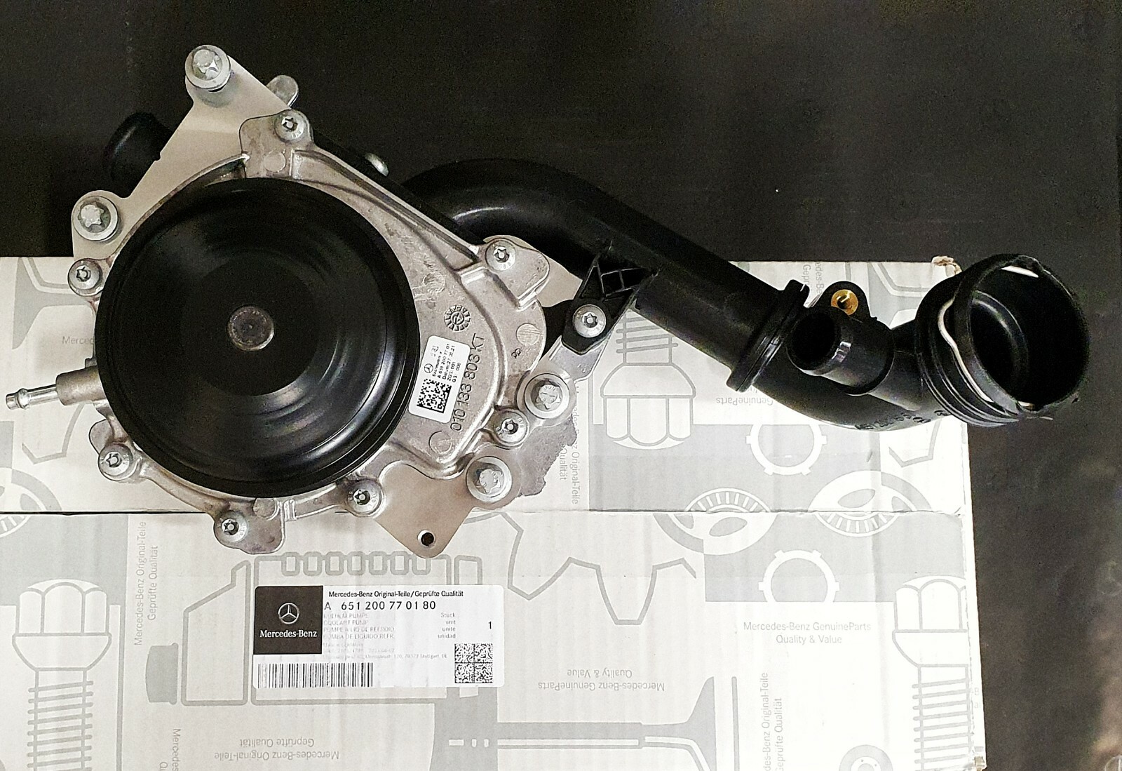 Genuine Mercedes-Benz Water Pump E Class 212 651 Engine A651200770180 ...