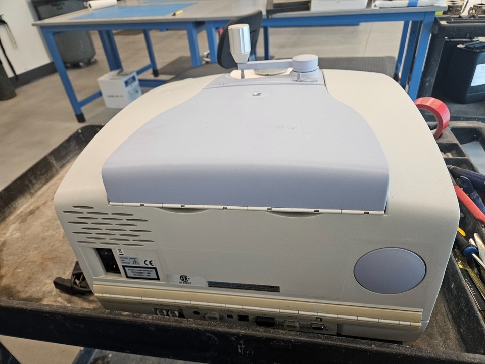 Perkin Elmer Spectrum 100 FT-IR Spectrometer w/ computer & Spectrum ID ...