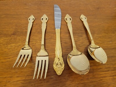 5 Piece Set Prestige Plate Chest With Duratene Gold Plated Silverware ...