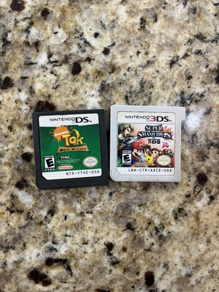 Nintendo 2DS Lot Of 2- Console Bundle w/ Charger + 8 Games | eBay