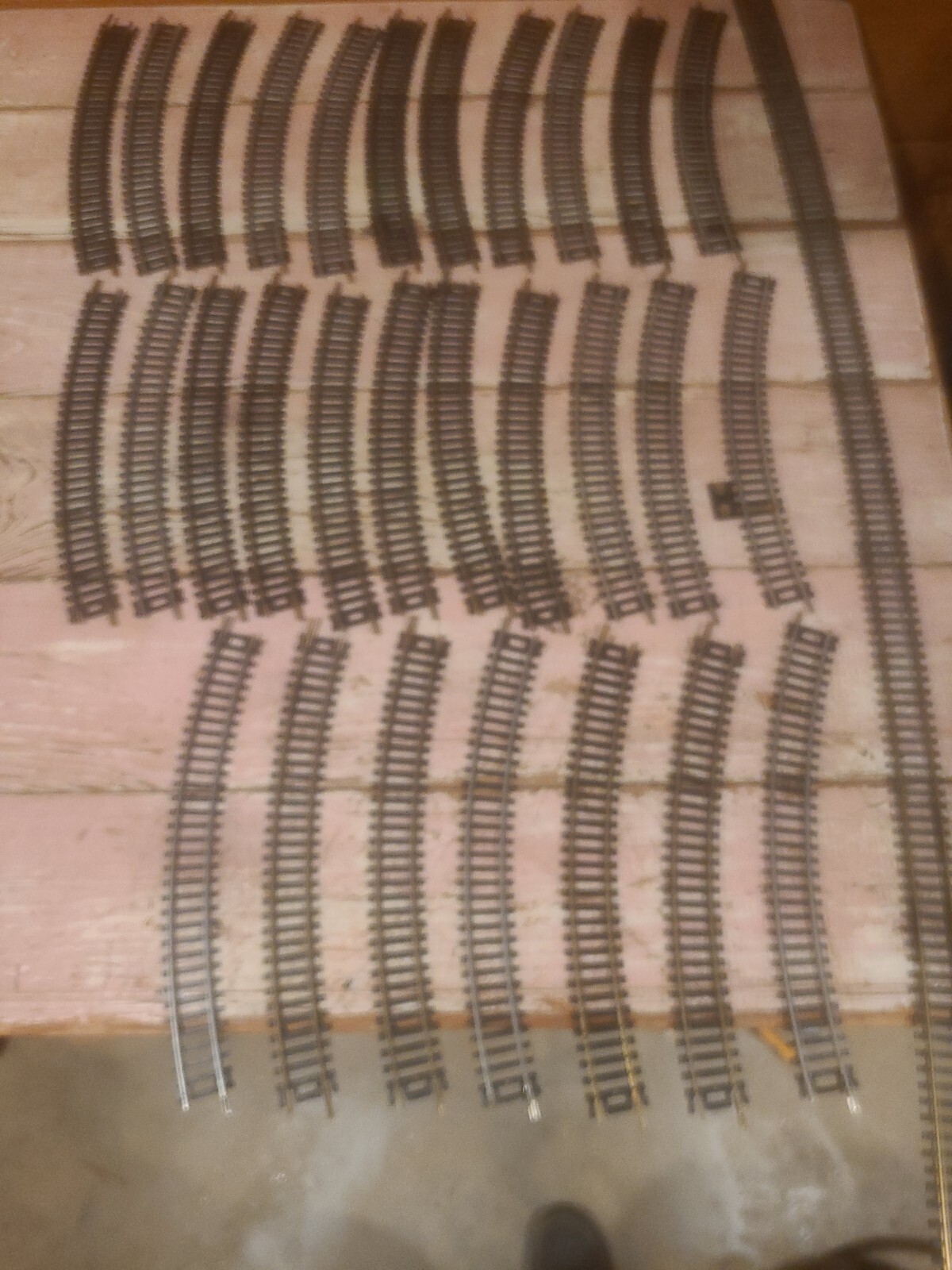 HO Scale Bachmann Train Set Santa Fe Engine #307 Cars, Track ...