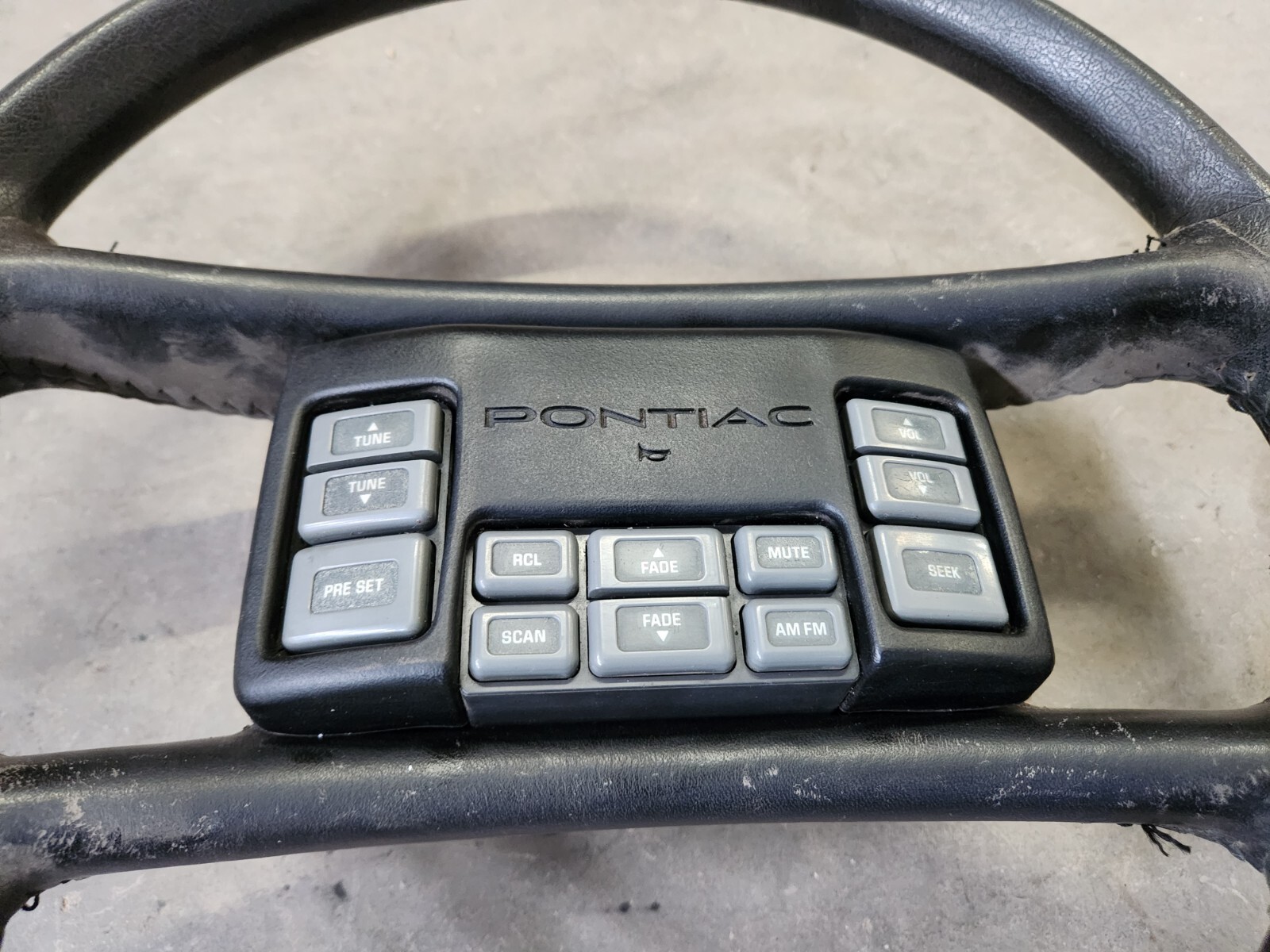 1989 Pontiac Firebird Trans Am Steering Wheel w Radio Controls | 86-89 ...