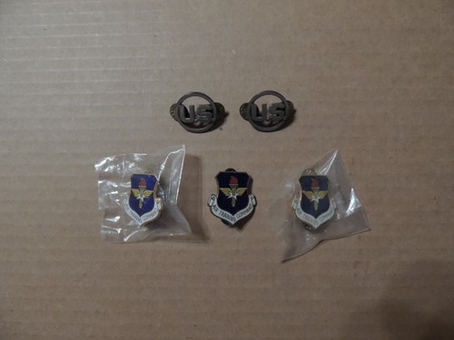 USAF VINTAGE US AND AIR TRAINING COMMAND PINS 2 STYLES LOT OF 5 | eBay