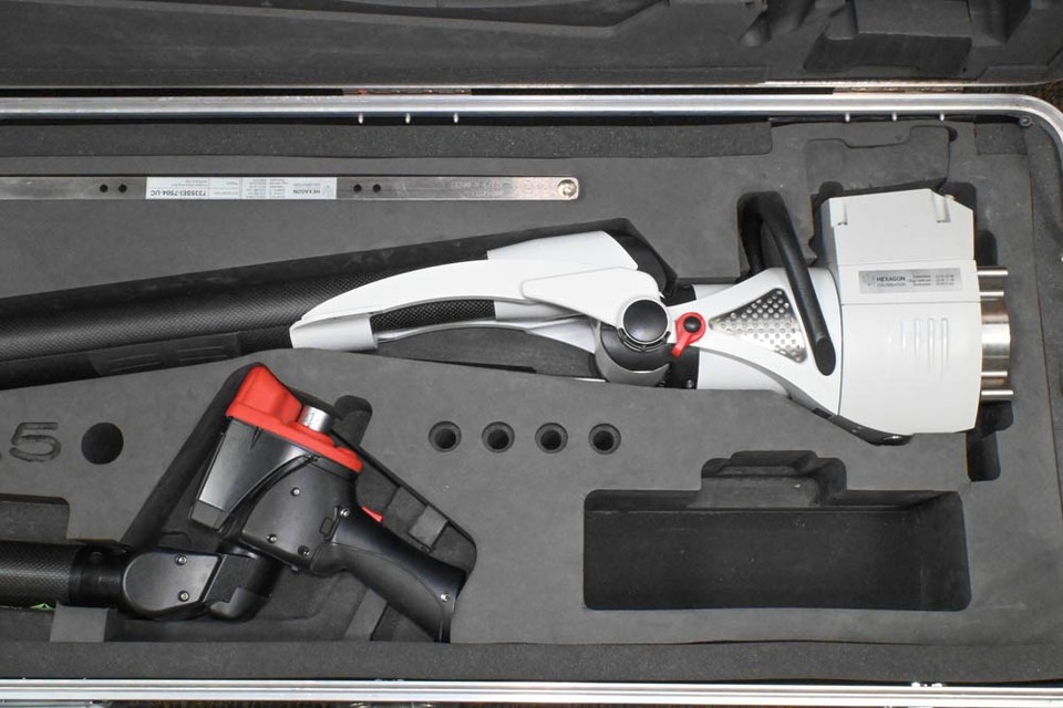 Hexagon Metrology Romer Absolute Arm Portable Measuring Arm RA-7335-SEI ...