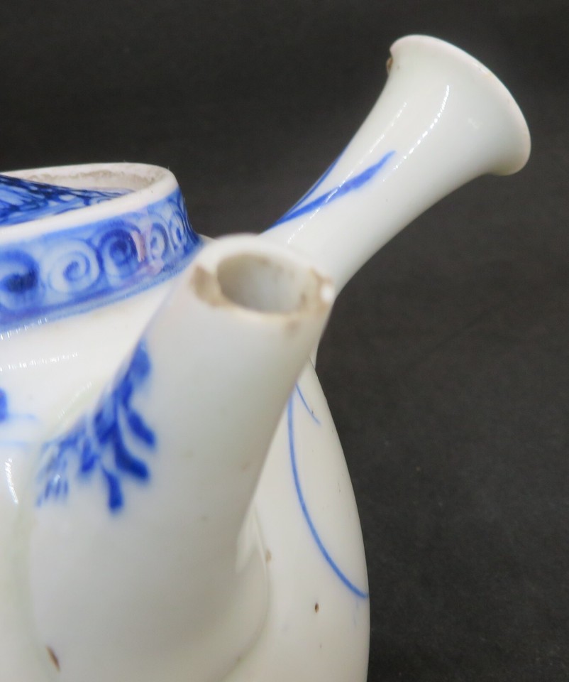 . Chinese export blue & white 19th century oriental antique teapot ...