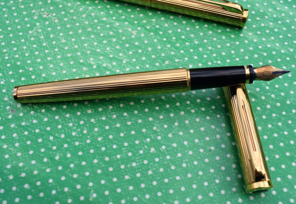 WATERMAN gold Pen Set - Fountain Pen with 18k 750 nib PARIS + Biro Pen ...