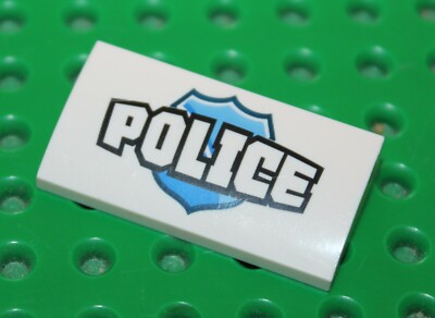 Lego White Slope Curved with 'POLICE' pattern ref 88930pb037/set 10675 ...