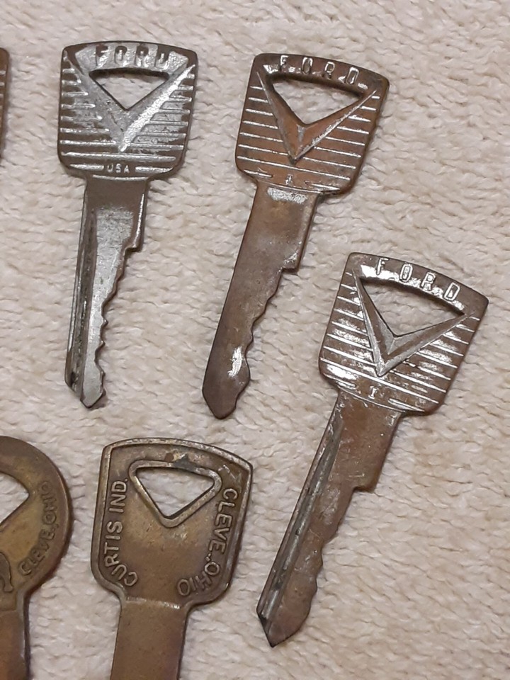 Vintage FORD Key Lot Automotive Car Truck Ignition “V” Keys | eBay