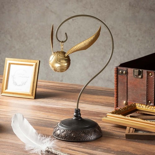 Harry Potter Golden Snitch Swinging Light Quidditch Box Lamp Benelic ...