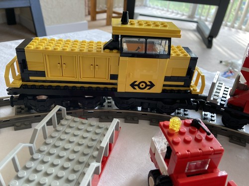 LEGO Trains: Freight Rail Runner (4564) 5702010945641 | eBay