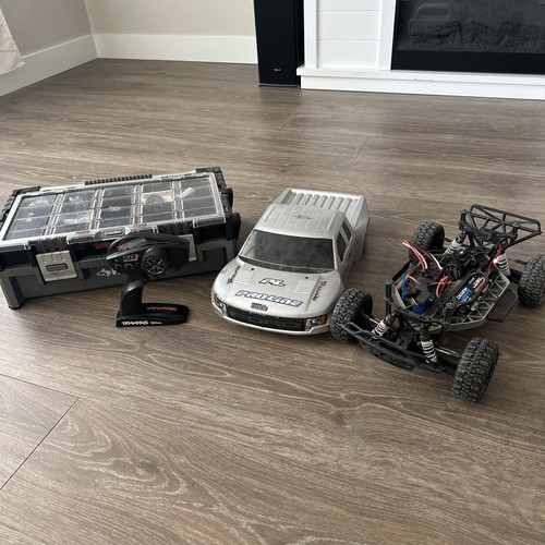 TRAXXAS 101076-4 Ford F-150 Raptor R: 1/10 scale 4X4 BRUSHLESS With ...