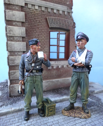 king &country WH089 54mm ww2 German assault gun crew 2 figs 2018 MIBoop ...