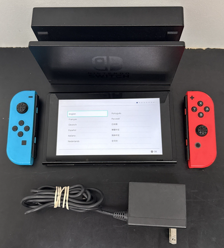 Nintendo Switch 32GB Handheld Touchscreen Console 6.2-Inch LCD Display ...