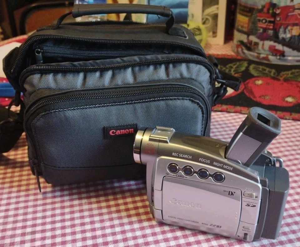 Canon NTSC ZR85 Digital Video Camcorder with 2 Batteries & Power Cord ...