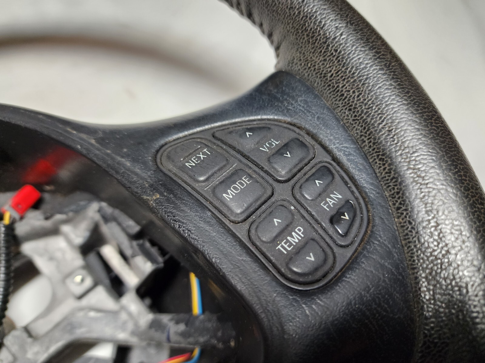 1995 - 2001 Ford Explorer Eddie Bauer Leather Steering Wheel (OEM) w ...