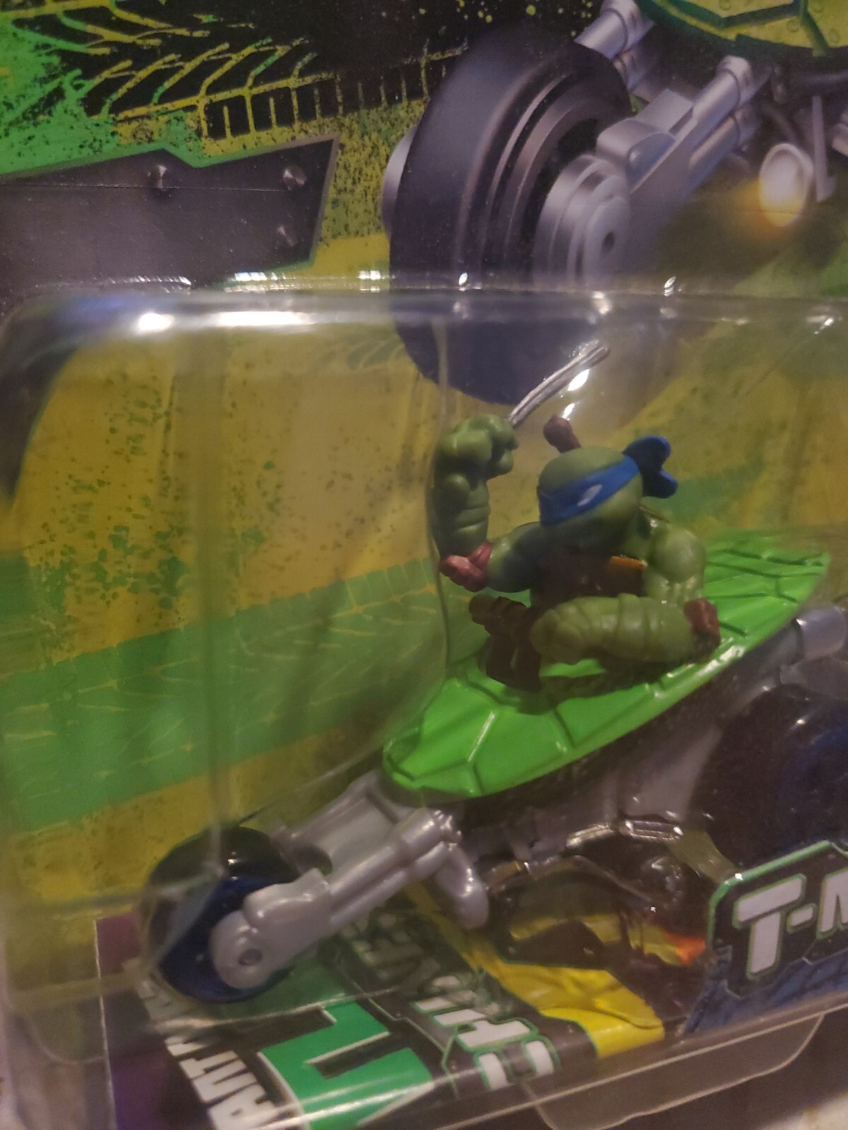 Teenage Mutant Ninja Turtles T-Machines Leo in Stealth Bike TMNT 2014 ...