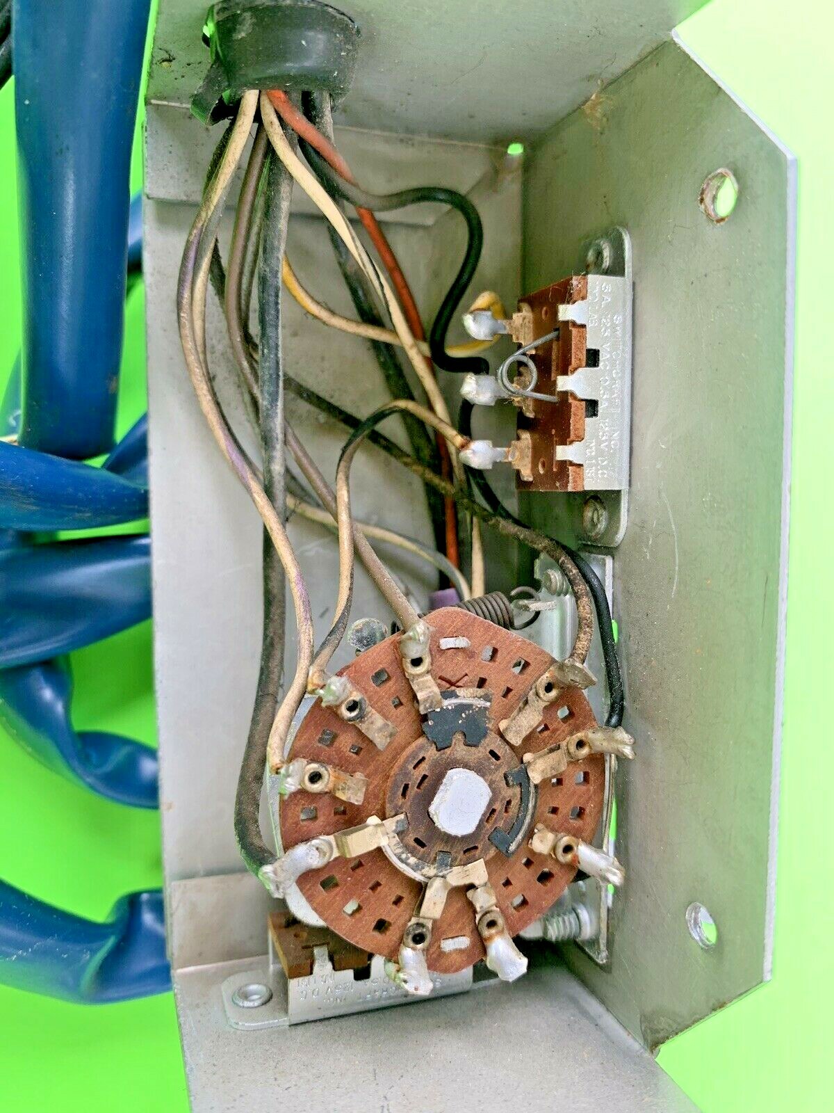 SEEBURG 45 RPM JUKEBOX LS1 LS2 SERVICE SWITCH ASSEMBLY #317821 | eBay