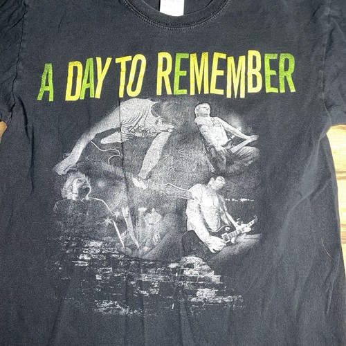 A Day To Remember ADTR Bring The Noise T Shirt Band Tee Size Medium | eBay