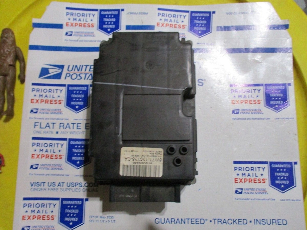 03 Crown Vic Lighting Control Module