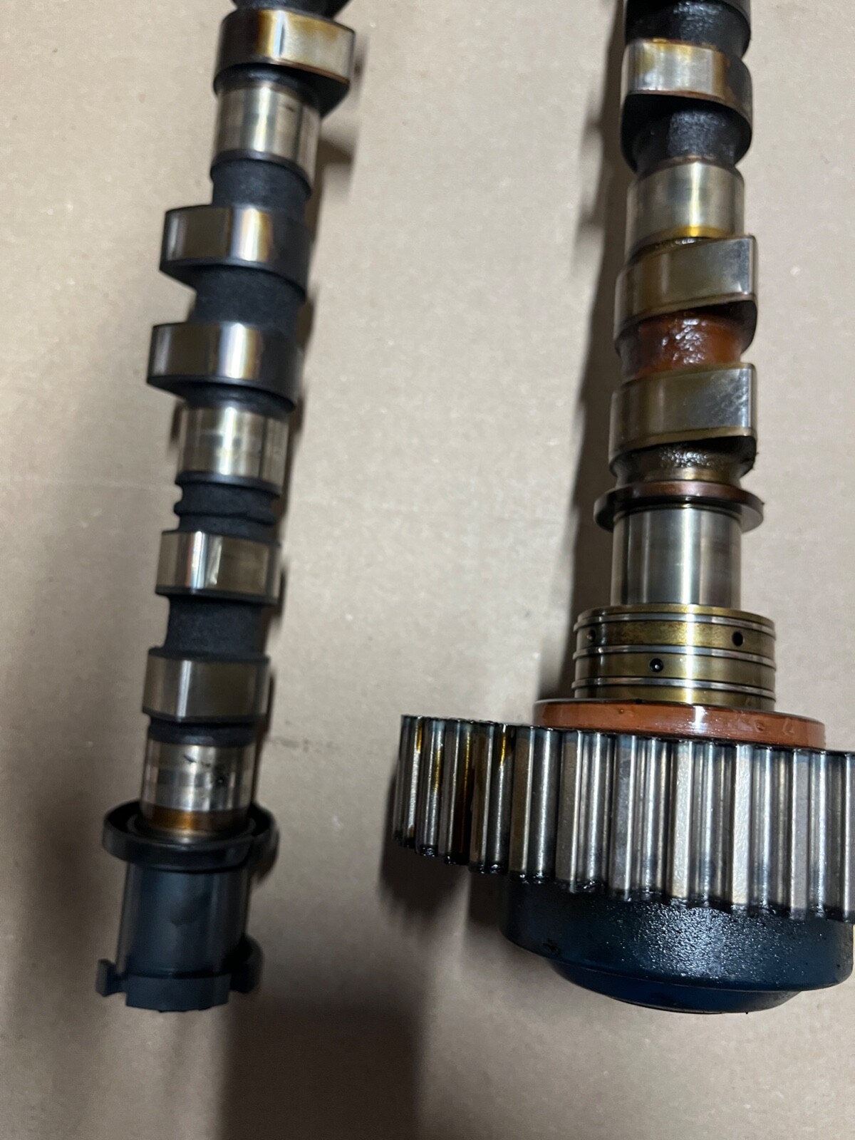 2004 Volvo S60R V70R Engine Head Camshaft T5 Intake Exhaust V/VVT 2.5T ...