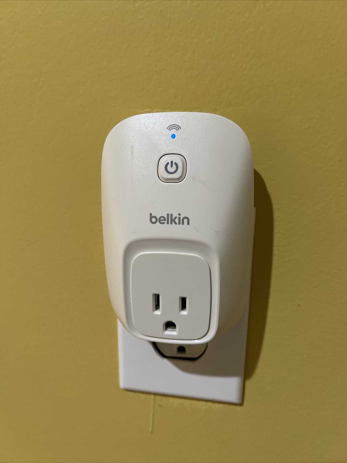 Belkin WeMo Switch Smart Plug F7C027 Wi-Fi Alexa and Google Assistant ...