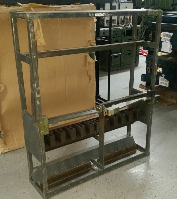 US Military 10 Rifle Rack Small Arms Locking Storage M12 OD Green ...