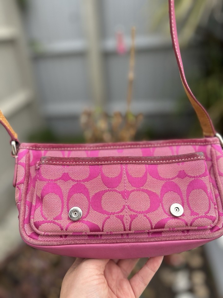 Insanely Rare Pink Vintage Coach signature pattern mini shoulder bag ...