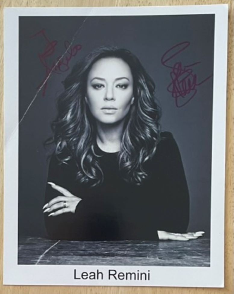 LEAH REMINI, 100% AUTHENTIC AUTOGRAPHED 8" x 10" PHOTO, BEAUTIFUL ! | eBay