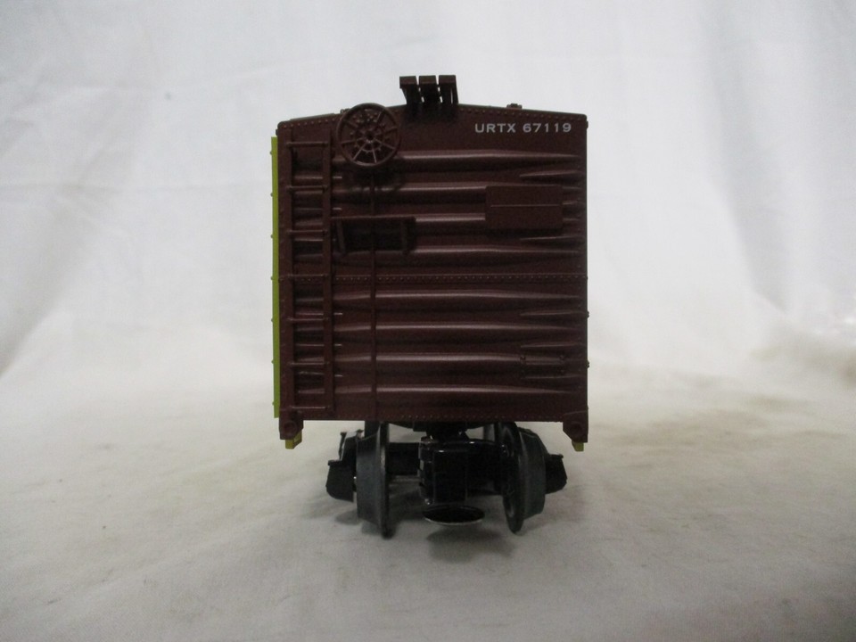 Crown Model Products R9002 Schlitz Beer Refrigerator Car (Hi-Rail) O ...