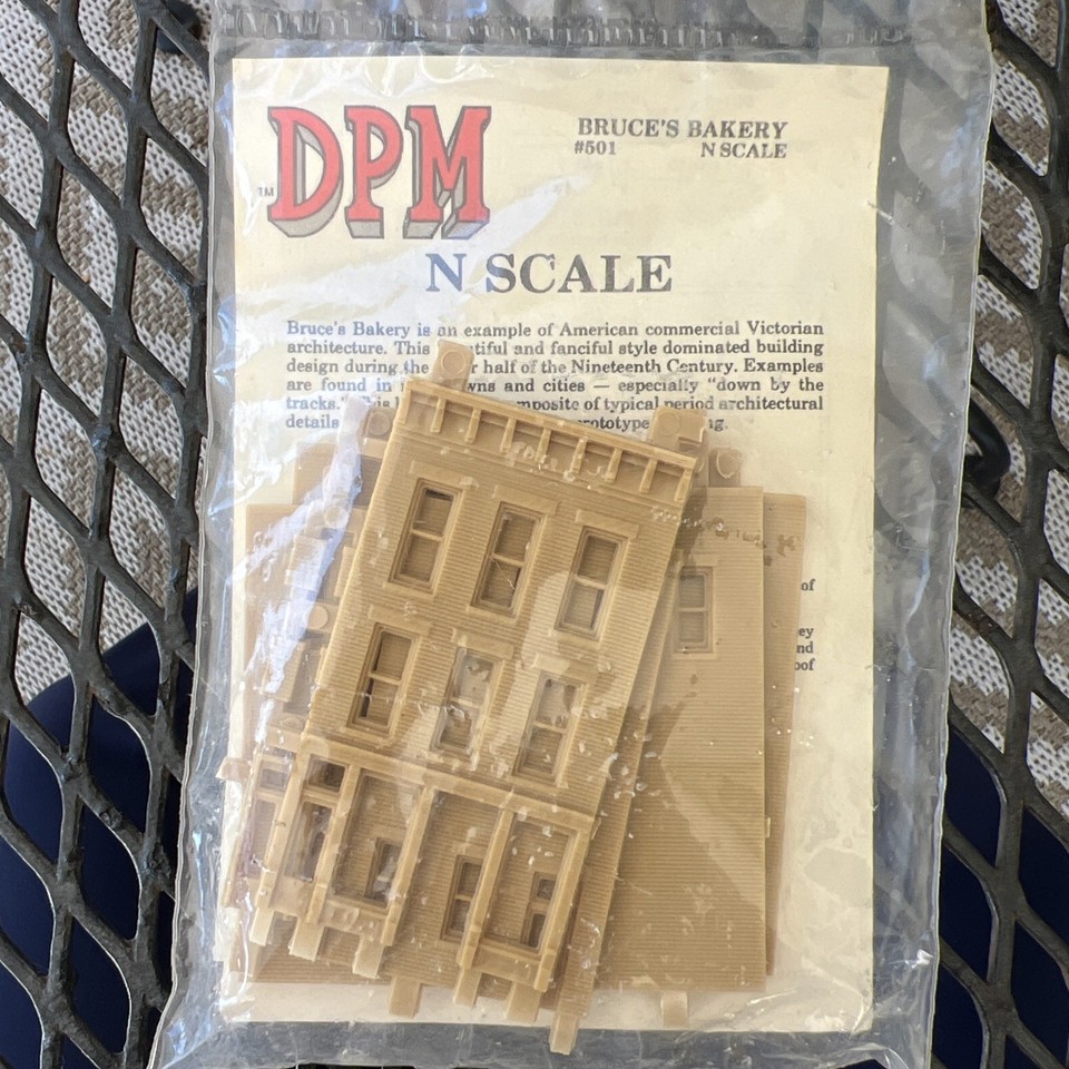 DPM Design Preservation Models N Scale Bruce's Bakery Model Kit #501 ...