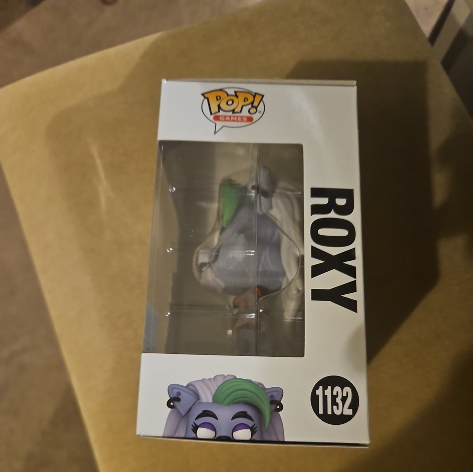 Funko Pop Roxy Help Wanted 2Five Nights at Freddy's #1132 Exclusive box ...