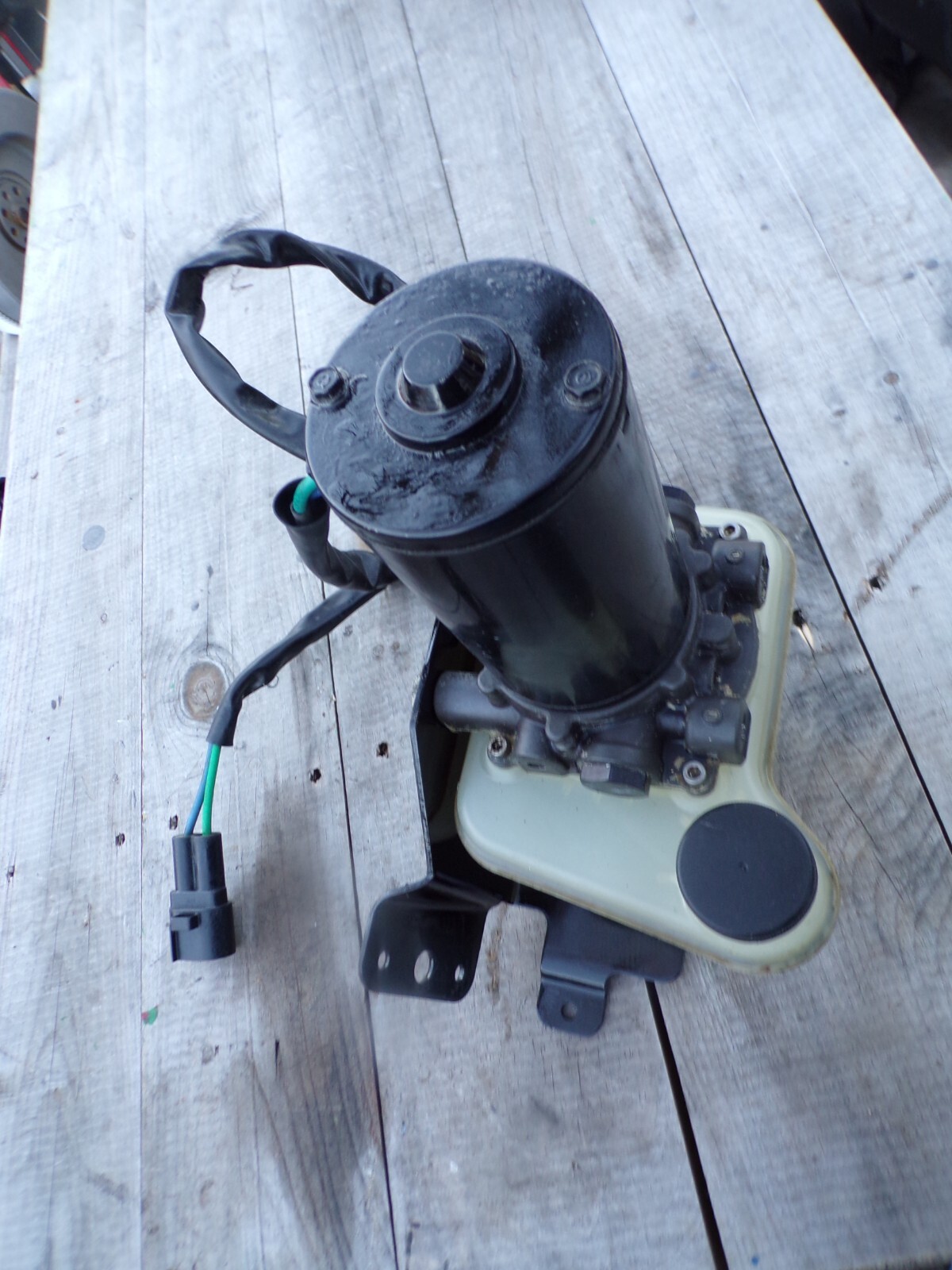 Volvo Penta Trim Tabs Pump Assembly 3819847 | eBay