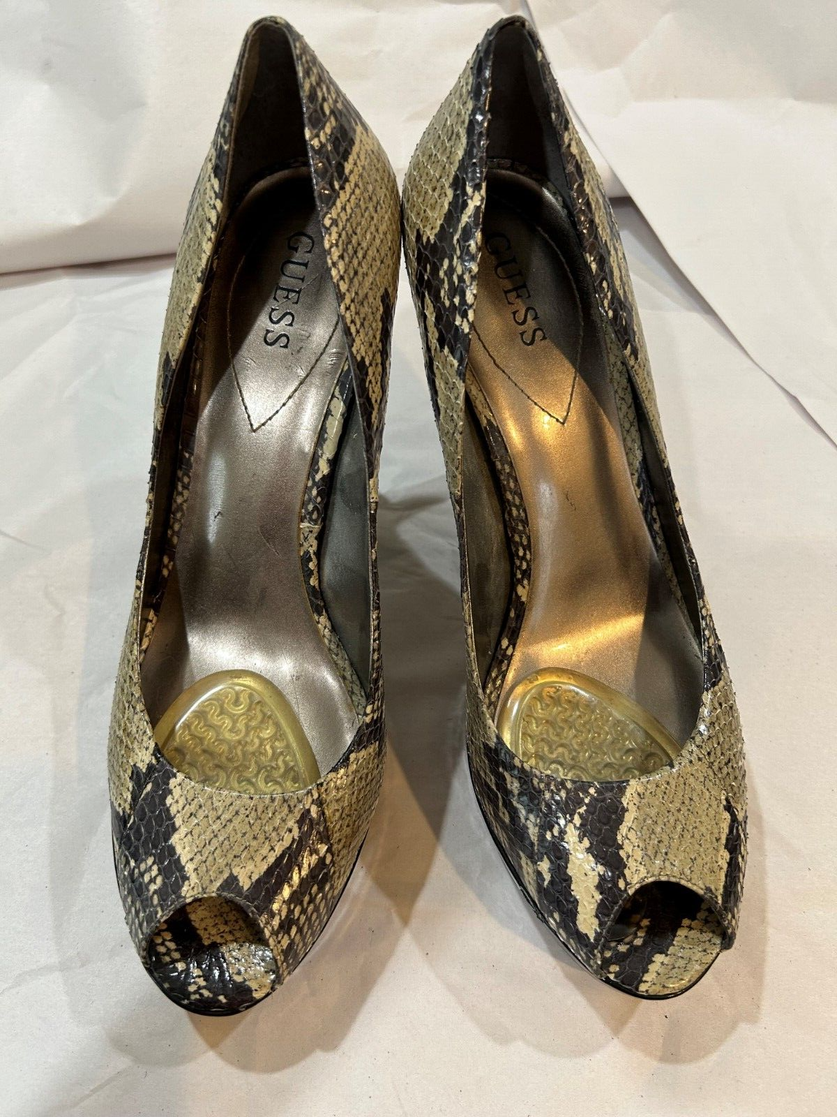 Guess Snakeskin Peep Toe Patent Platform Stilleto Heels Shoes Sz 91/2 ...