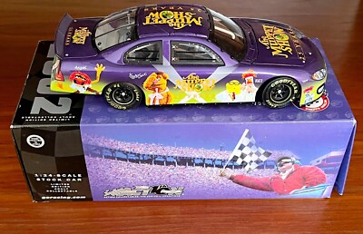 Action The Muppet Show 25th Anniversary Car - 2002 Intrepid R/T - 1:24 ...
