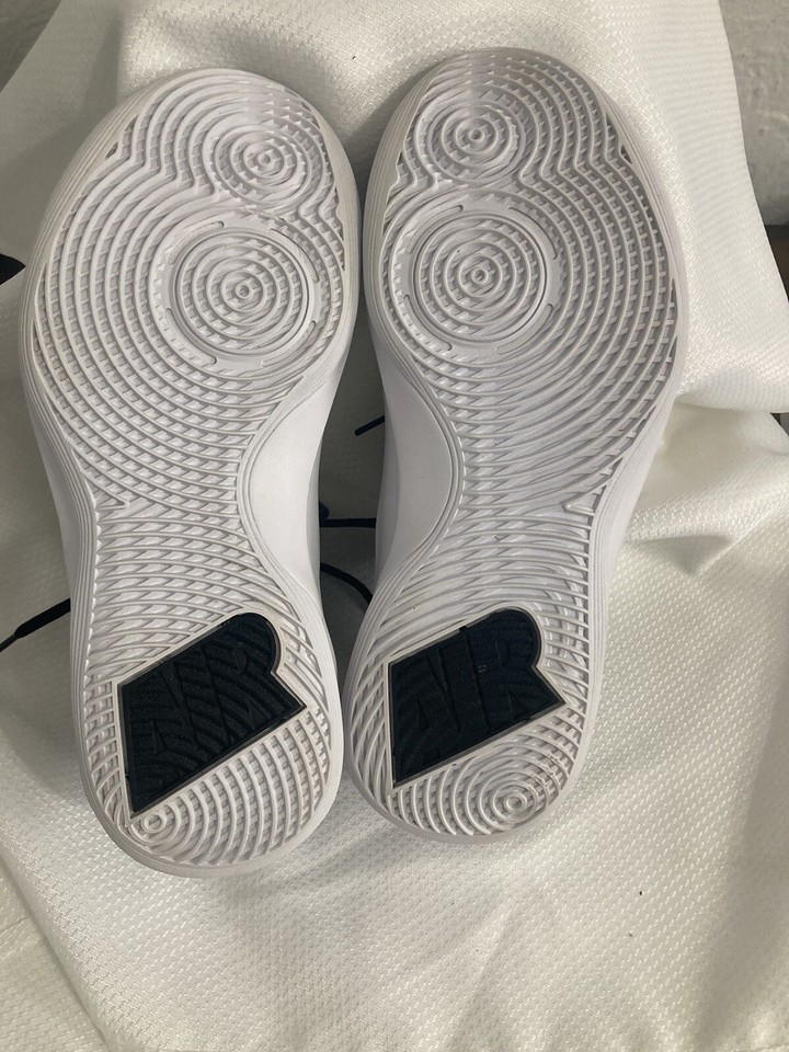 Nike Air Versatile III Size 8 Mint Condition | eBay