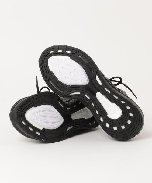 adidas by Stella McCartney Ultraboost 22 Elevated Cblack Ftwwht HQ7003 Us9 | eBay