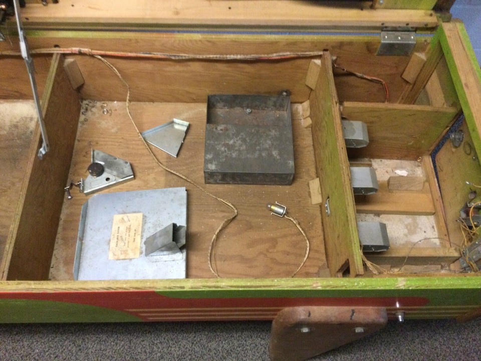 Vintage 1953 United's Imperial Shuffle Alley Puck Bowling Arcade ...