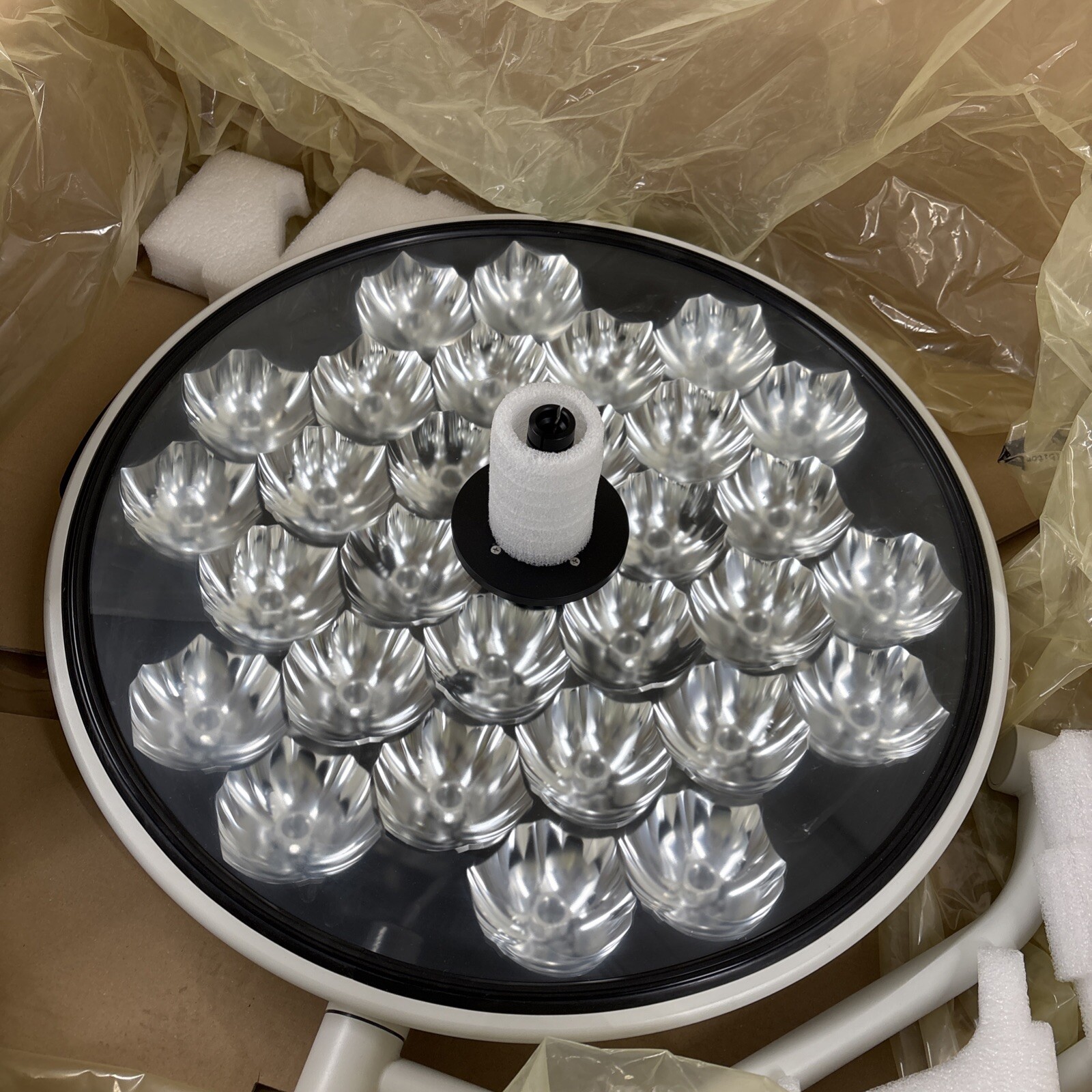 Stryker VISUM LED 2 SURGICAL LIGHT REF P10234 | eBay