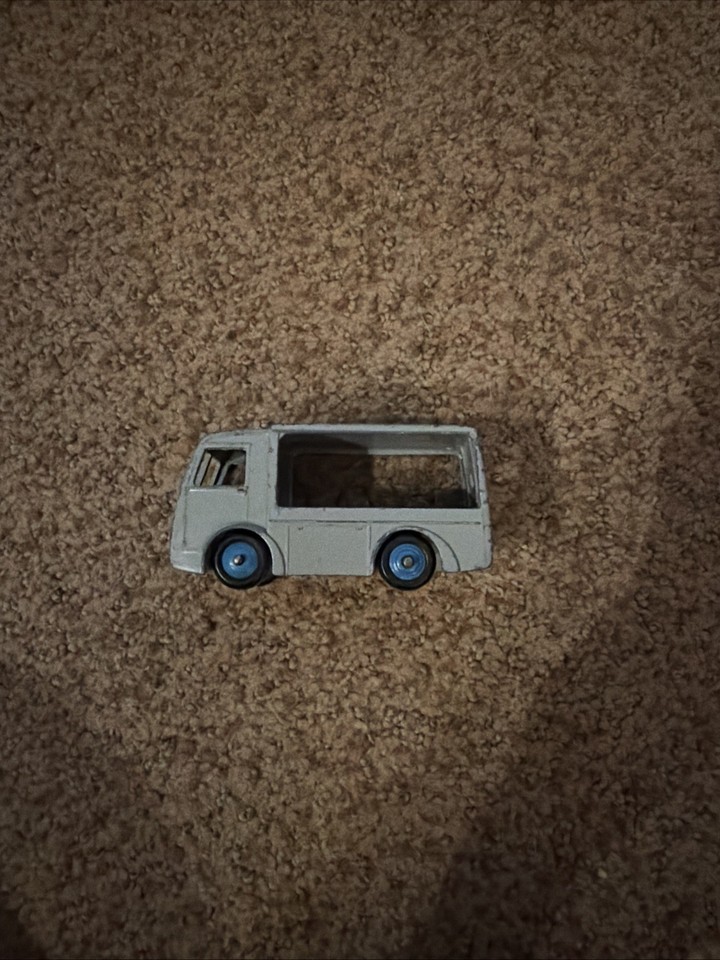 VINTAGE 1950'S DINKY TOYS 30V NCB ELECTRIC VAN EXPRESS DAIRY ORIGINAL ...