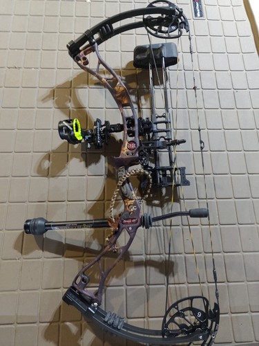 Obsession Sniper GT Compound Bow 28"-70# Prairie camo/Blk | eBay