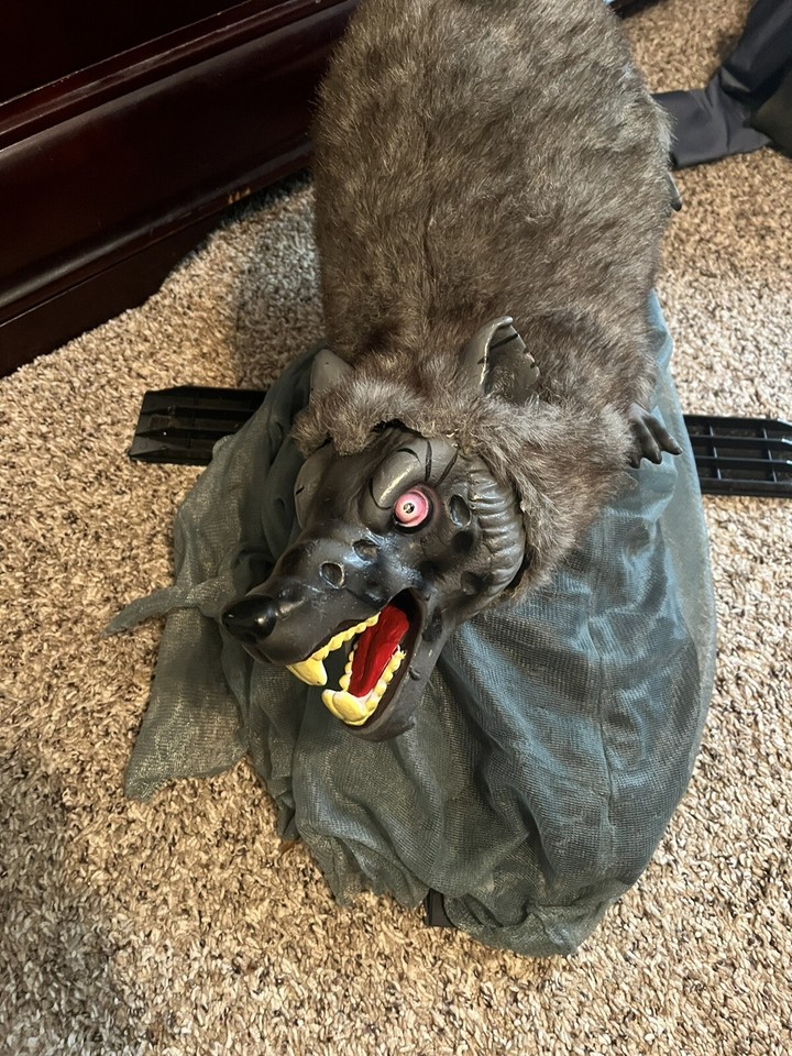 Rare Spirit Halloween Jumping Critter Animatronic Rat Raccoon READ ...