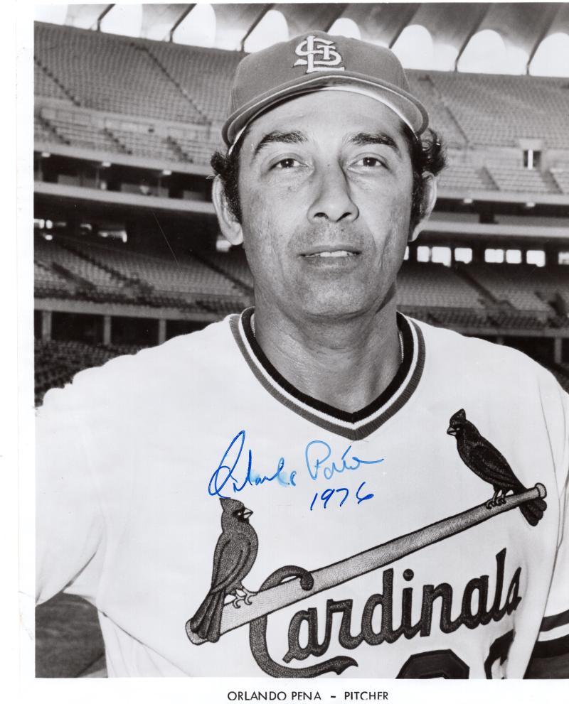ORLANDO PENA ST. LOUIS CARDINALS SIGNED AUTOGRAPHED 8X10 PHOTO W/COA | eBay