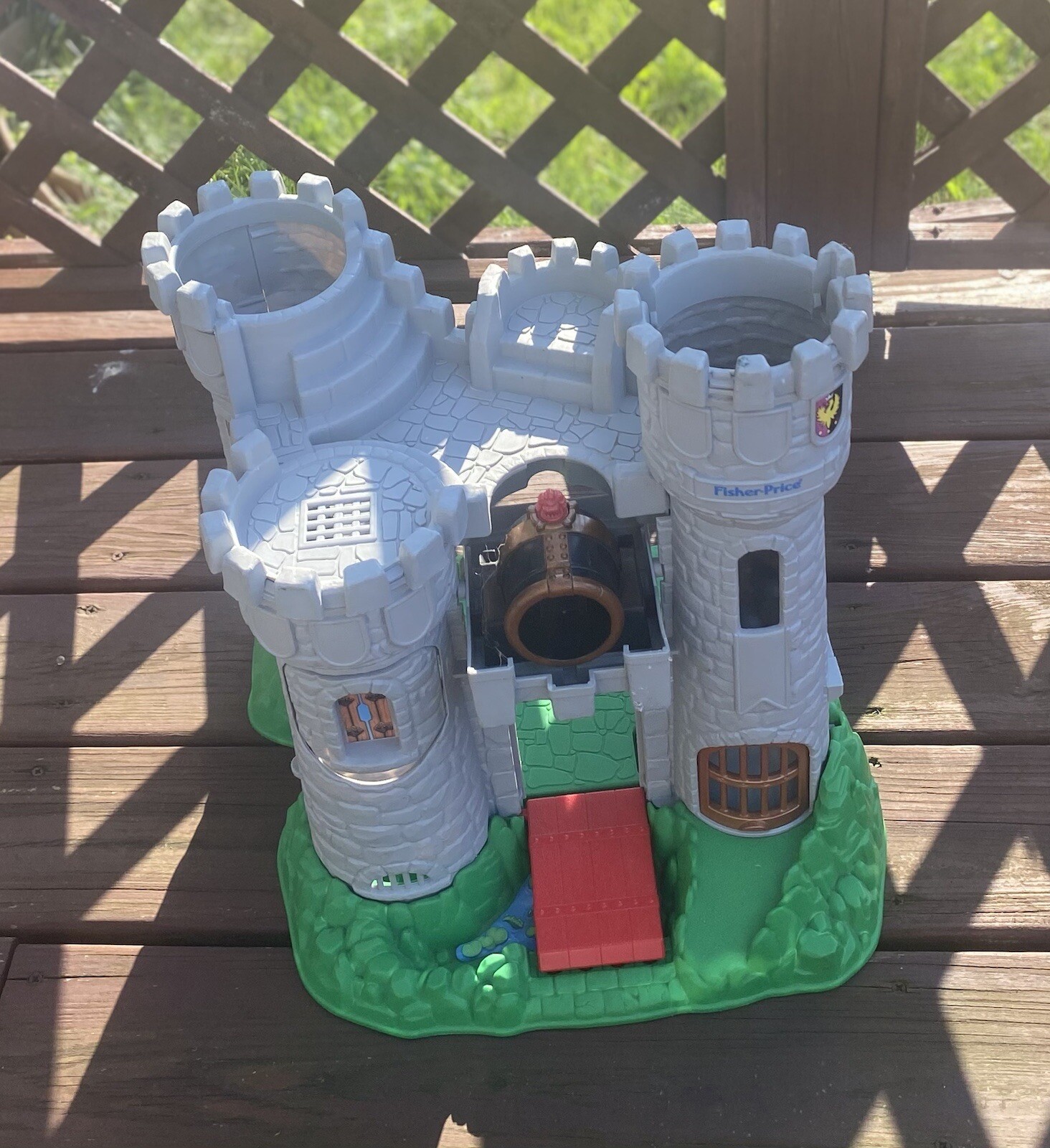 Pre Owned 1994 Fischer Price Great Adventures Castle Playset Only ...