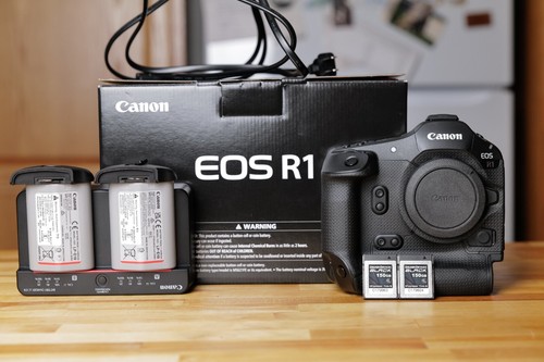 Canon EOS R1 with 2 batteries and 2 Delkin Black 128gb CFEXPRRESS TYPE ...